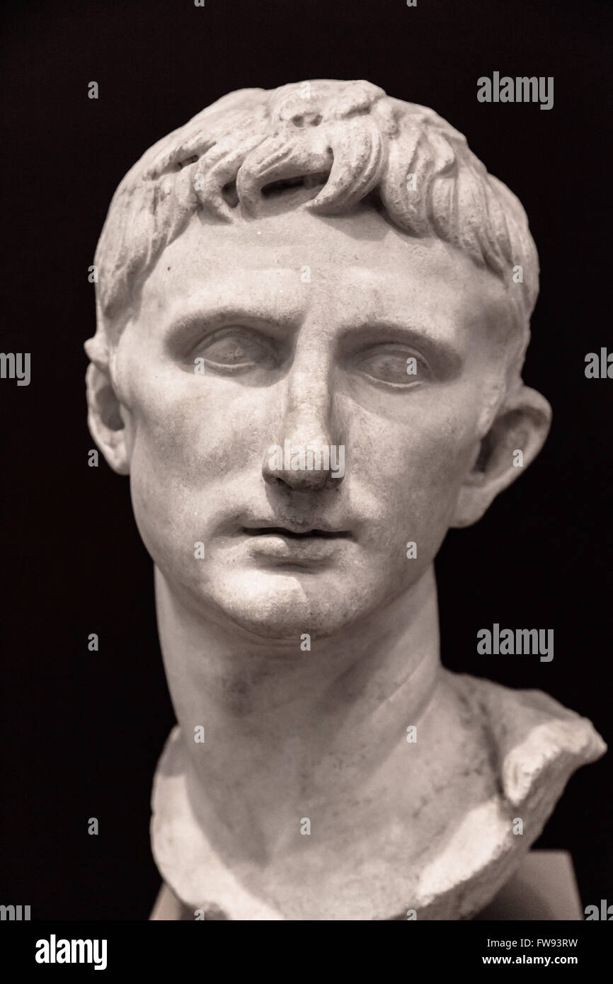 Buste empereur romain Banque de photographies et d’images à haute ...