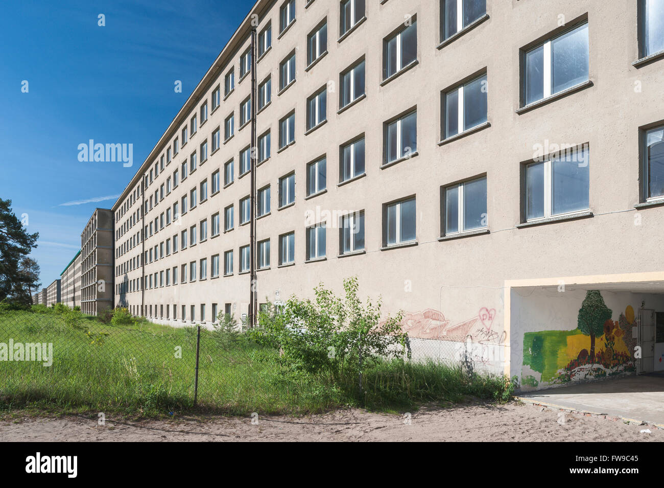 Logement en bloc gigantesque Tematec, ancienne station balnéaire de ...