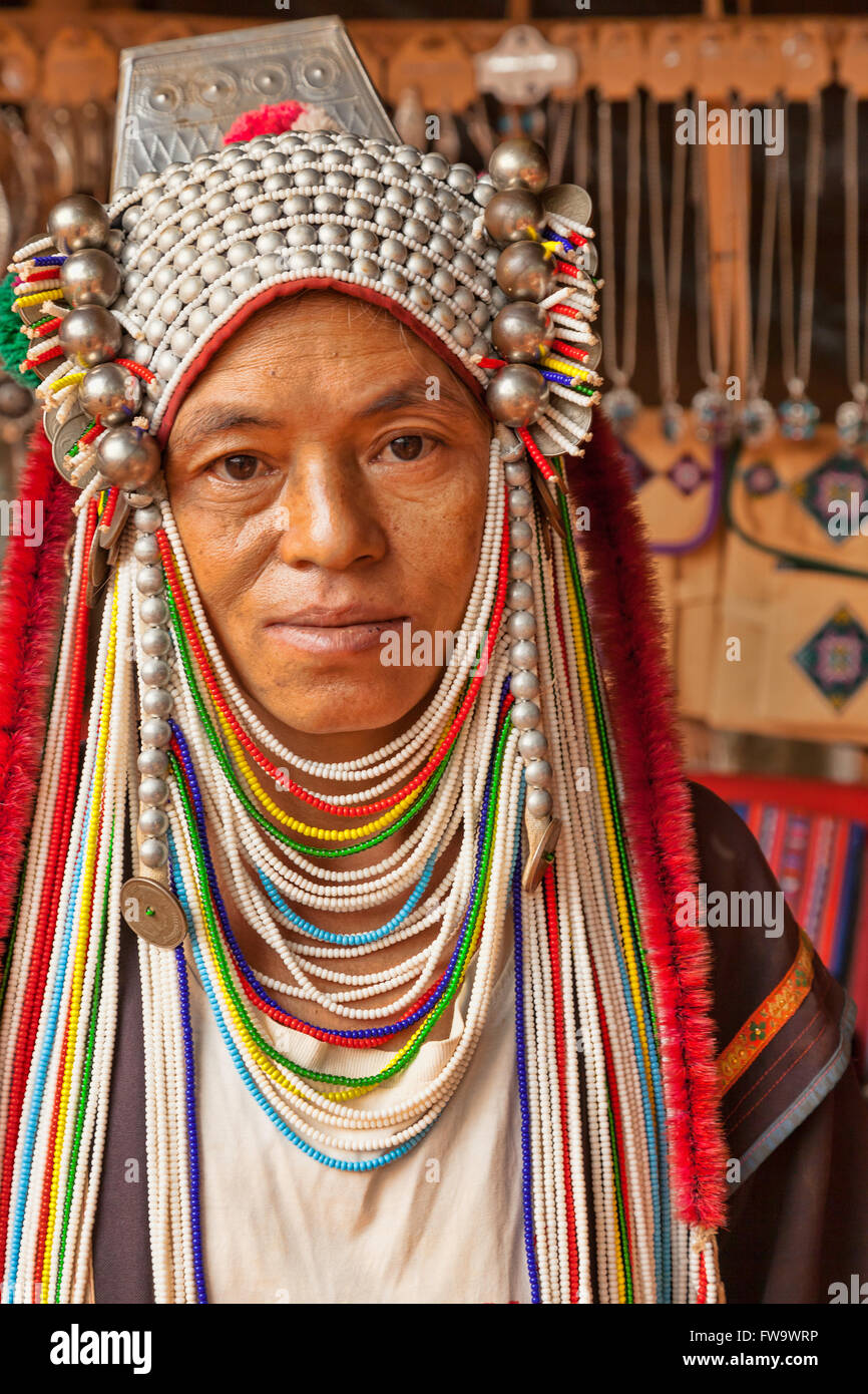 Les Akha (E-Kor) Peuple de Chine ; Hilltribe Laos Myanmar (Birmanie) et ...