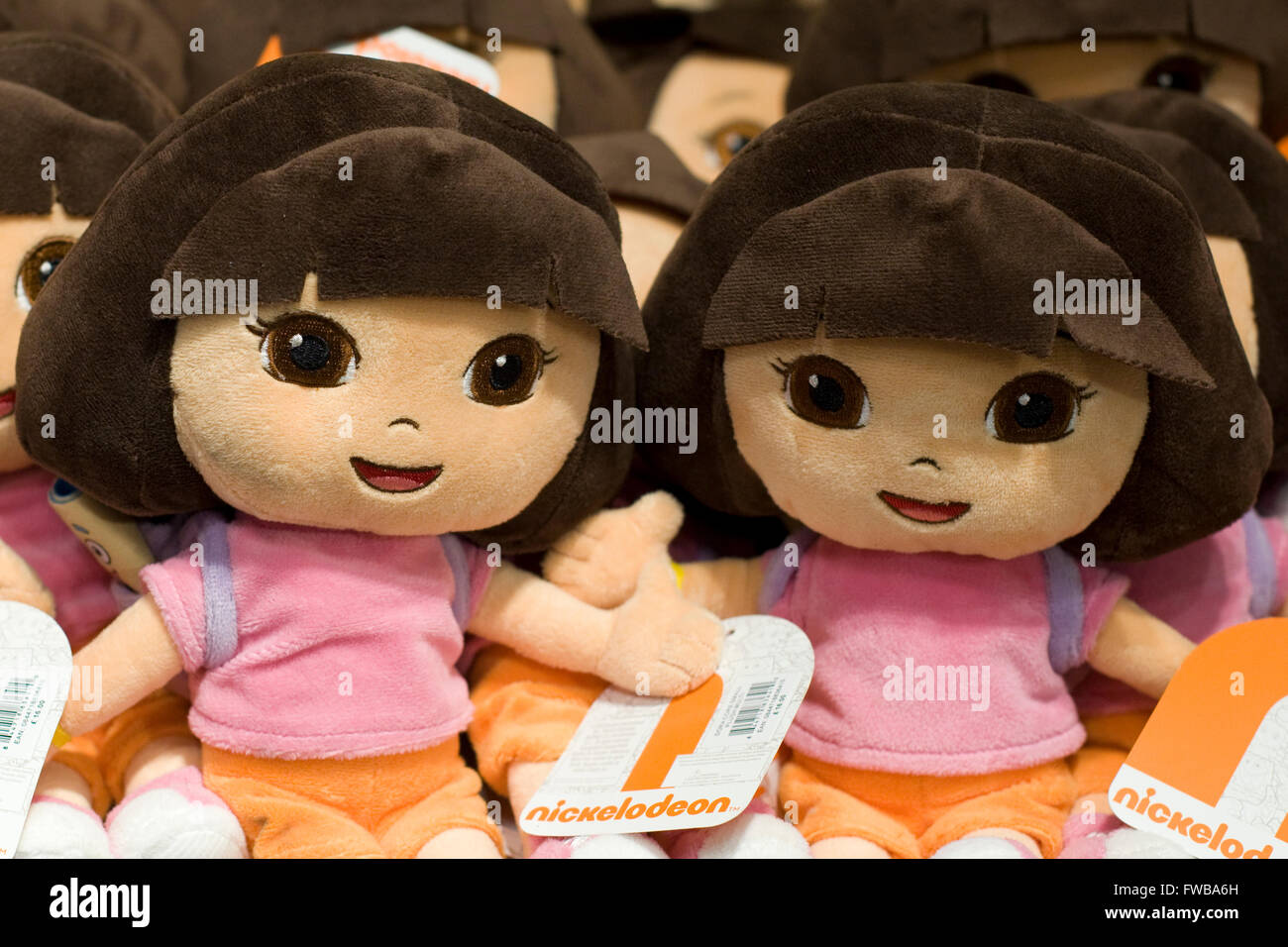Dora the explorer merchandise Banque de photographies et d’images à ...