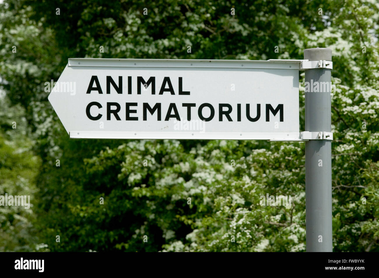Crematorium sign Banque de photographies et d’images à haute résolution ...