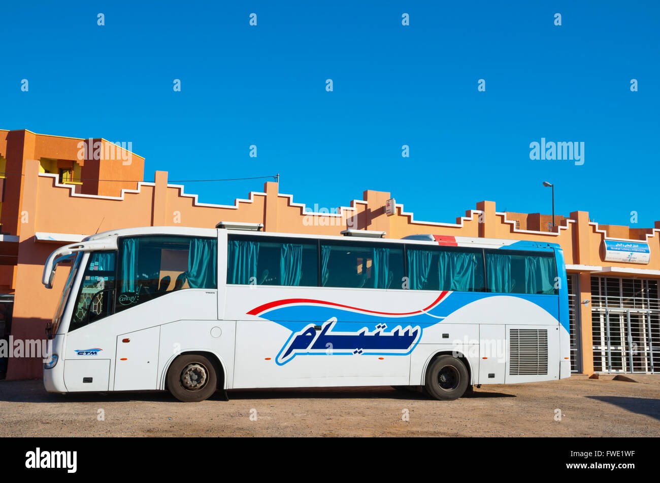CTM autobus, gare routière, gare routière, Guelmim, Oued Noun, sud du ...
