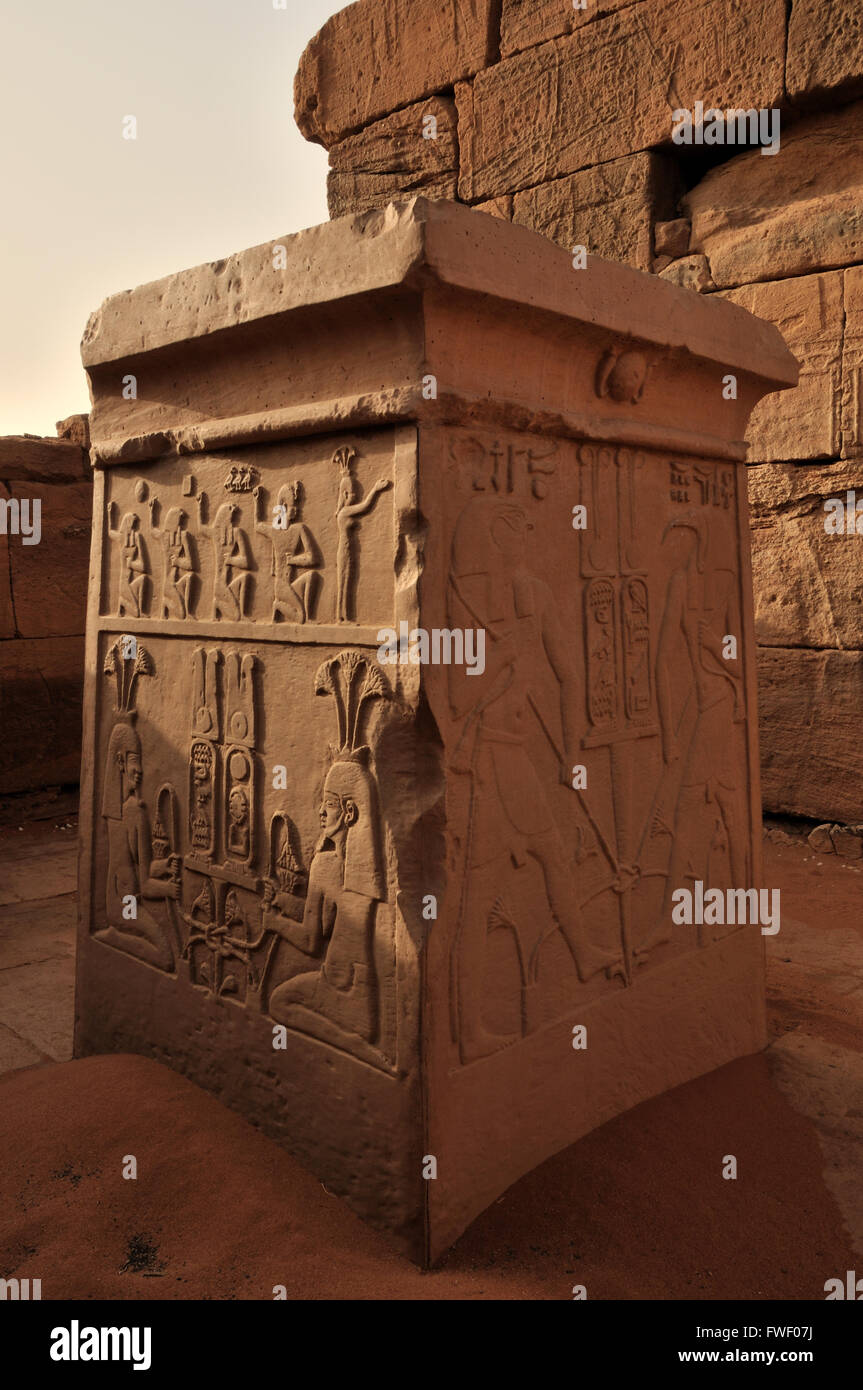 Naqa temple Banque de photographies et d’images à haute résolution - Alamy