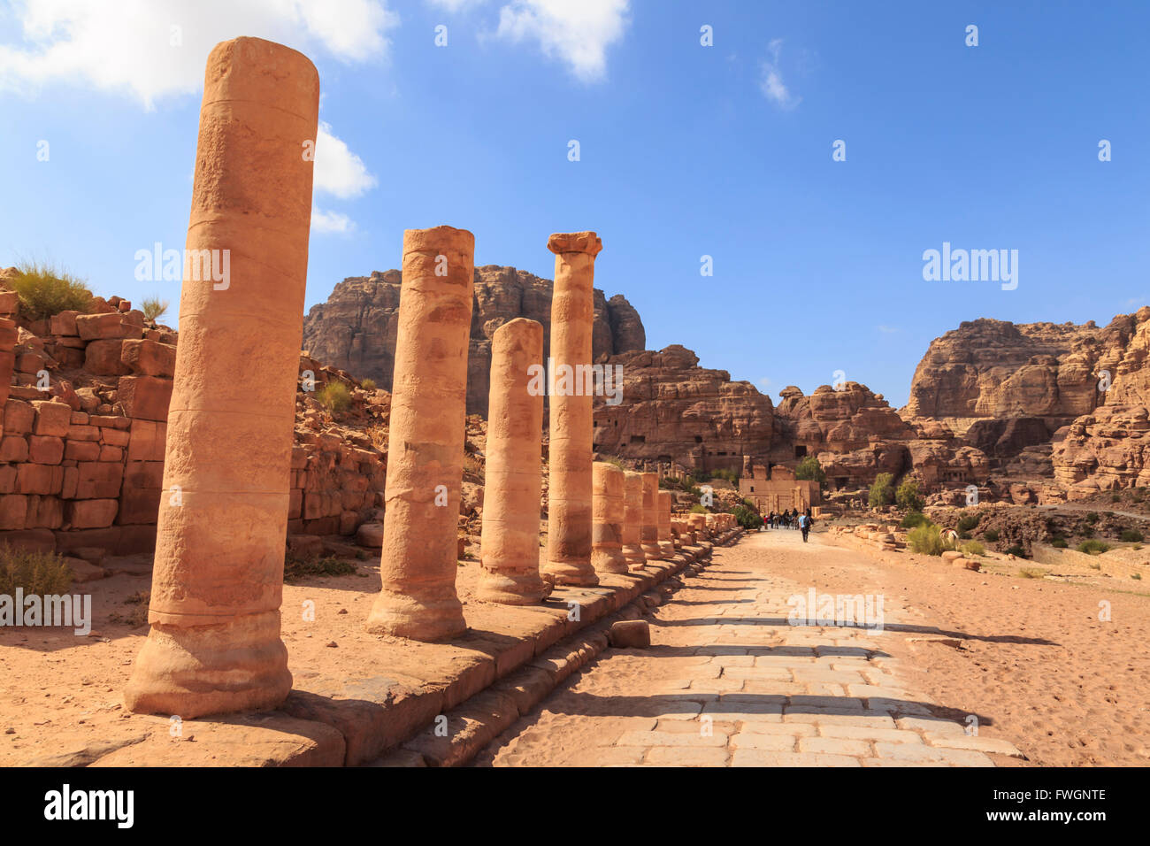 La rue à colonnades, ville de Petra Petra, ruines, UNESCO World ...
