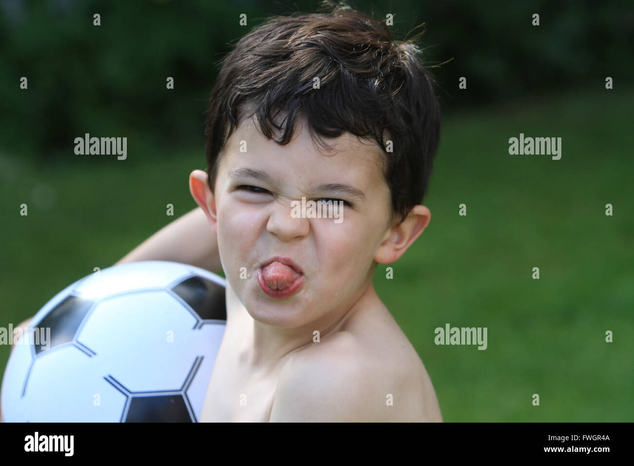 Kid cheeky Banque de photographies et d’images à haute résolution - Alamy