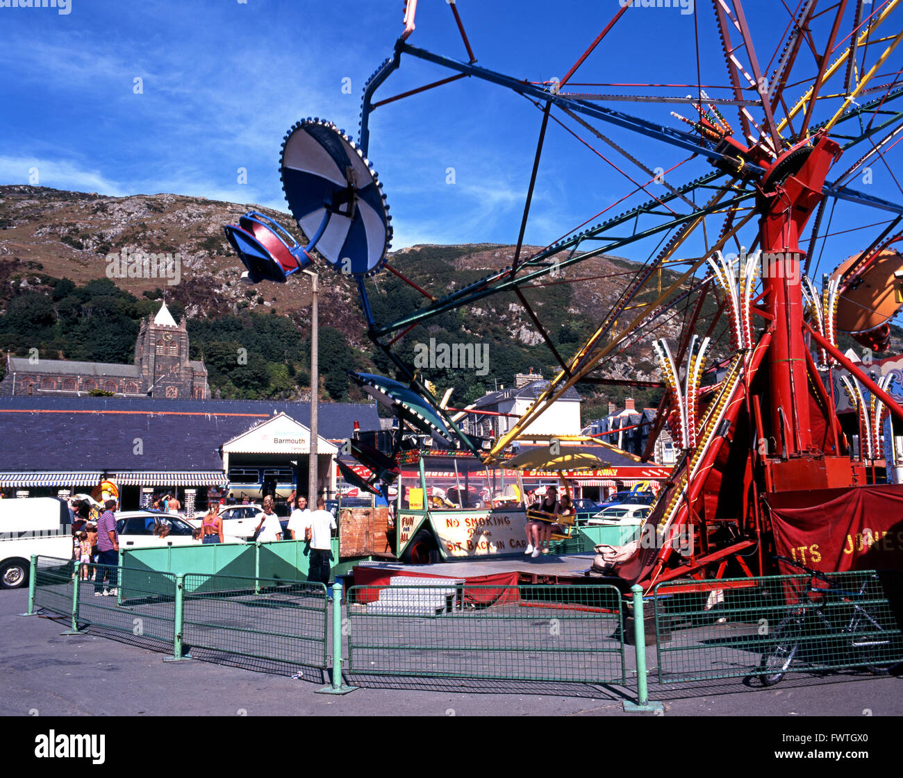 Paratrooper Ride Photos & Paratrooper Ride Images - Alamy