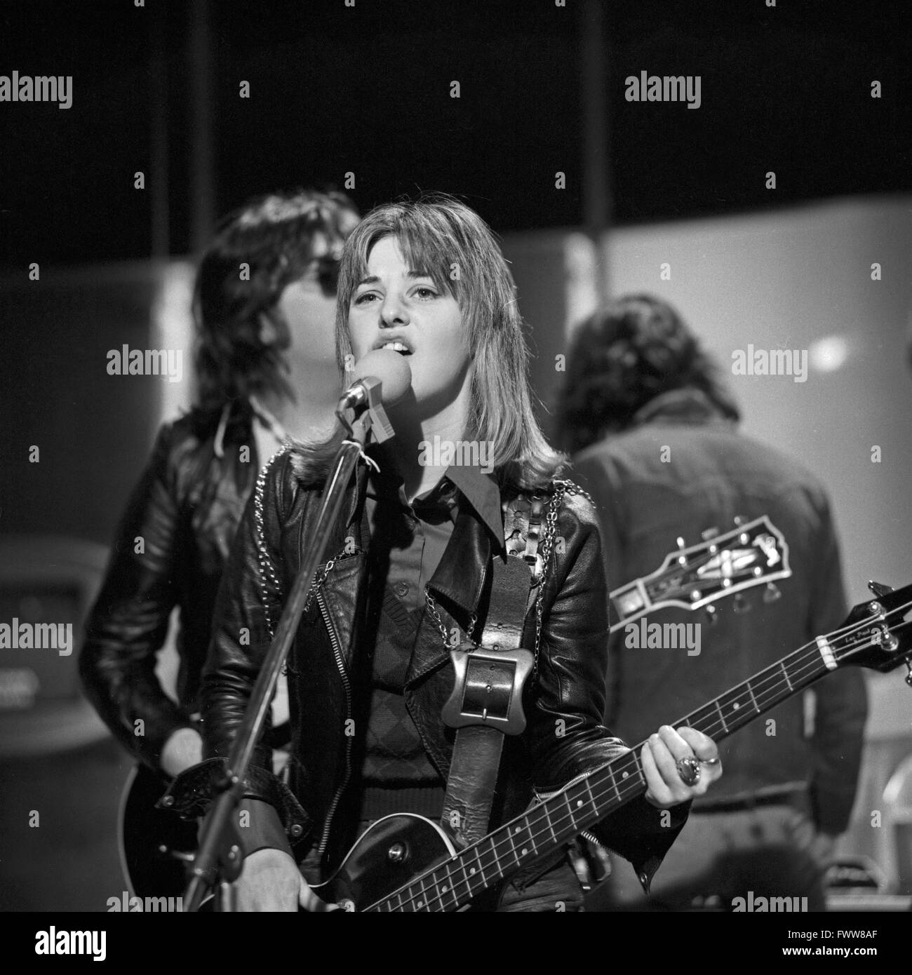 Suzi quatro 1970s Banque de photographies et d’images à haute ...