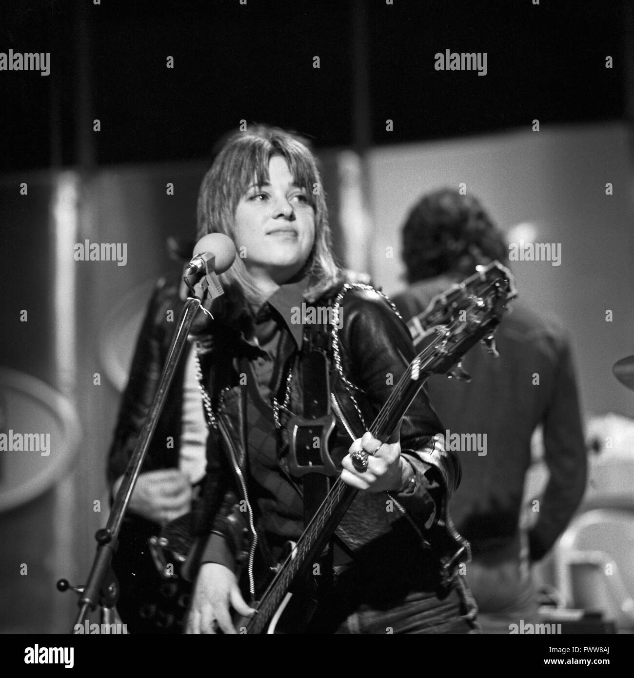 Suzi quatro 1970s Banque de photographies et d’images à haute ...