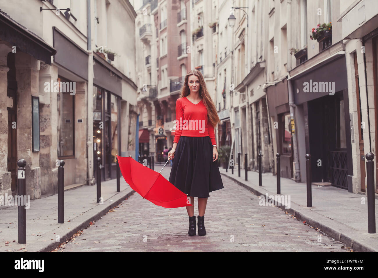 Portrait de femme dans la rue Banque de photographies et d’images à ...