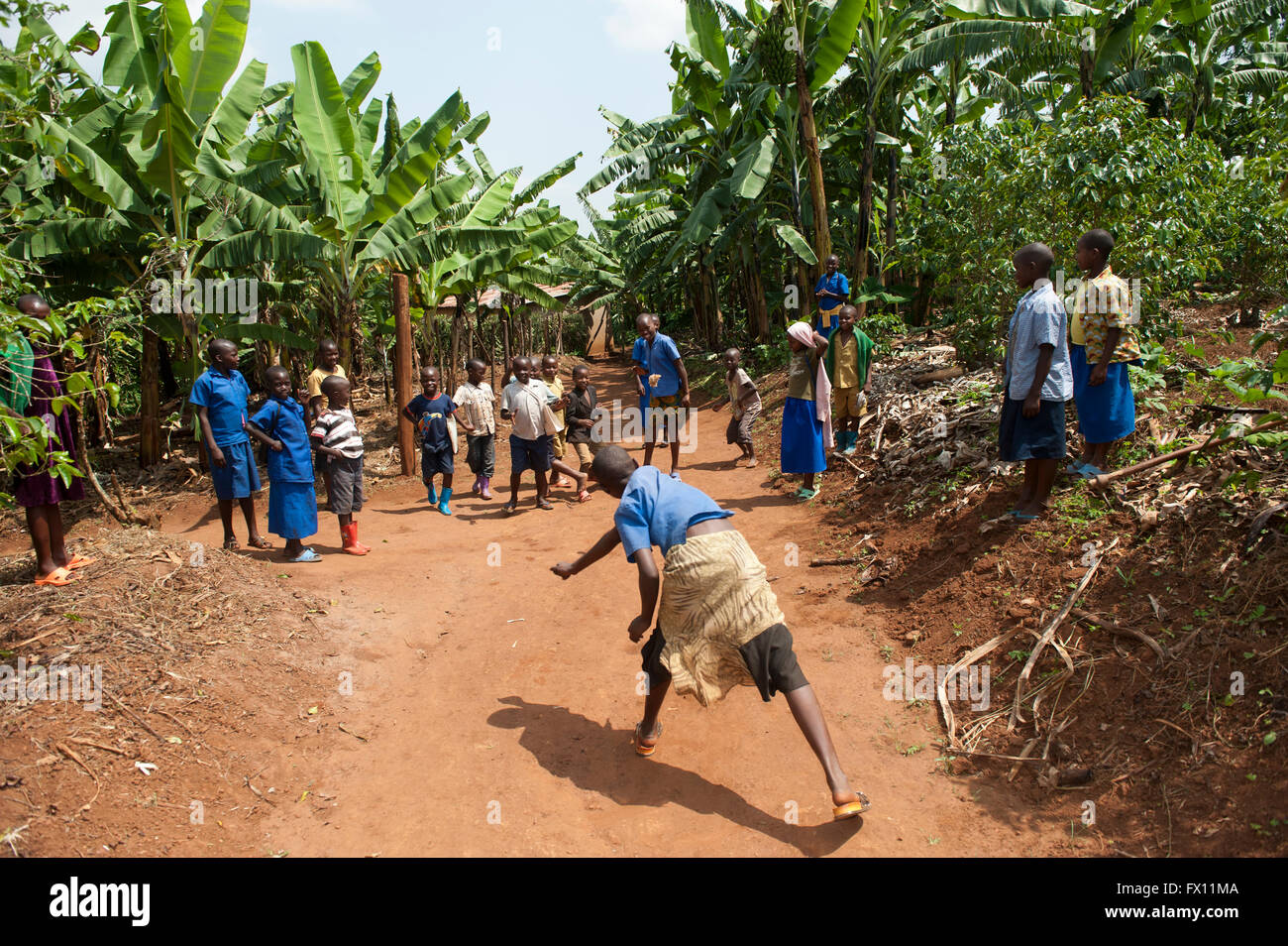 Filles rwandaises Banque de photographies et d’images à haute ...
