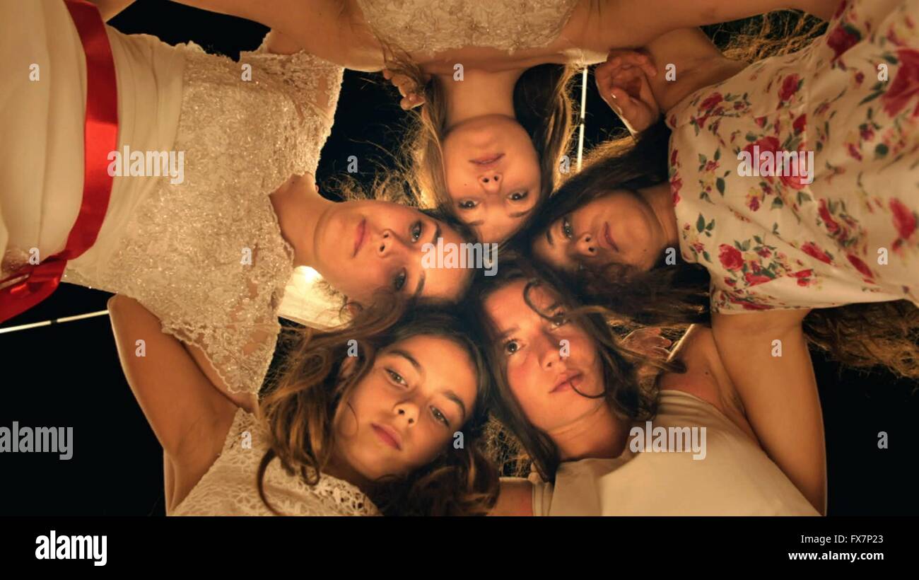 Deniz gamze erguven doga zeynep dogusu Banque de photographies et d ...