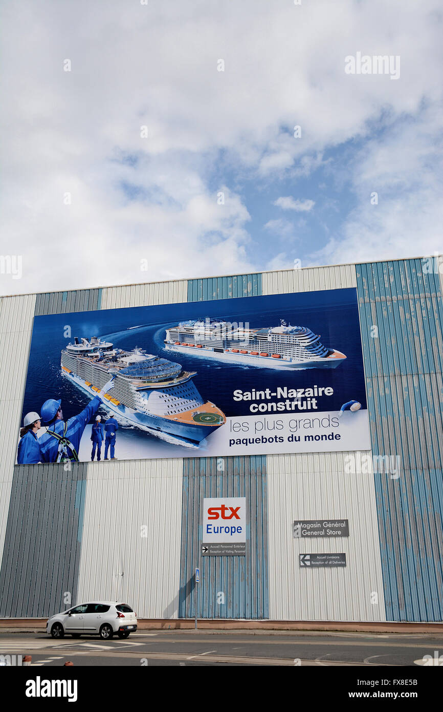 Stx saint nazaire shipyard france Banque de photographies et d’images à ...
