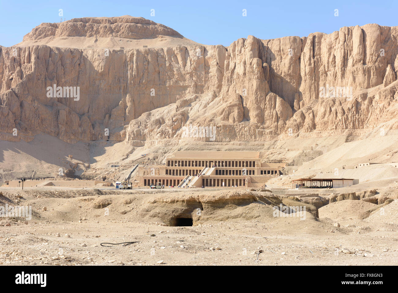 Temple de hatshepsut luxor Banque de photographies et d’images à haute ...