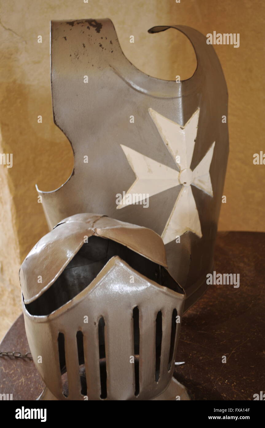 Knights of malta armor Banque de photographies et d’images à haute ...