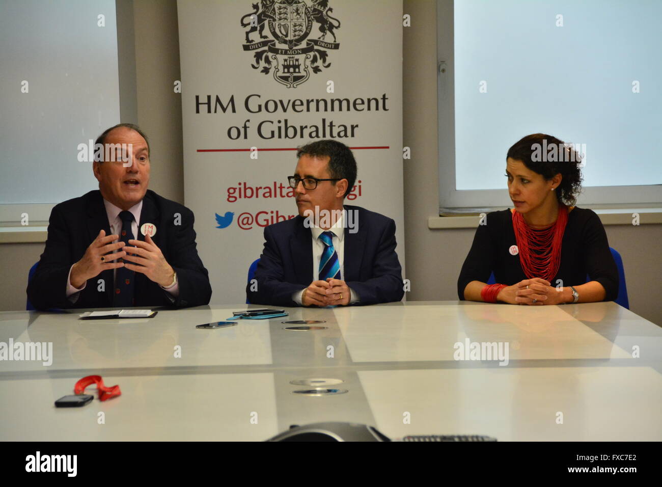 Gibraltar. 14 avril 2016. Ancien député britannique Simon Hughes est ...