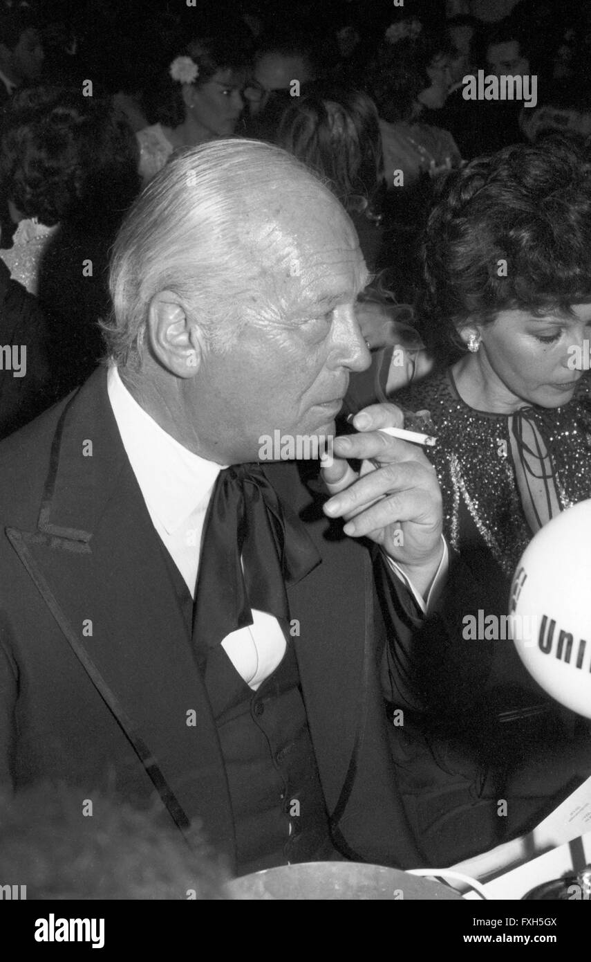 German actor curd jürgens in Banque de photographies et d’images à ...