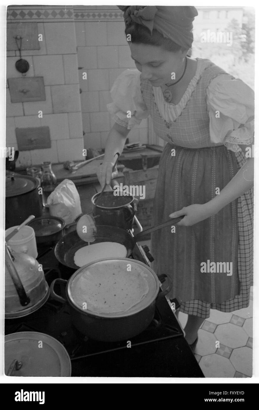 Reproduction sociale Banque d'images noir et blanc - Alamy