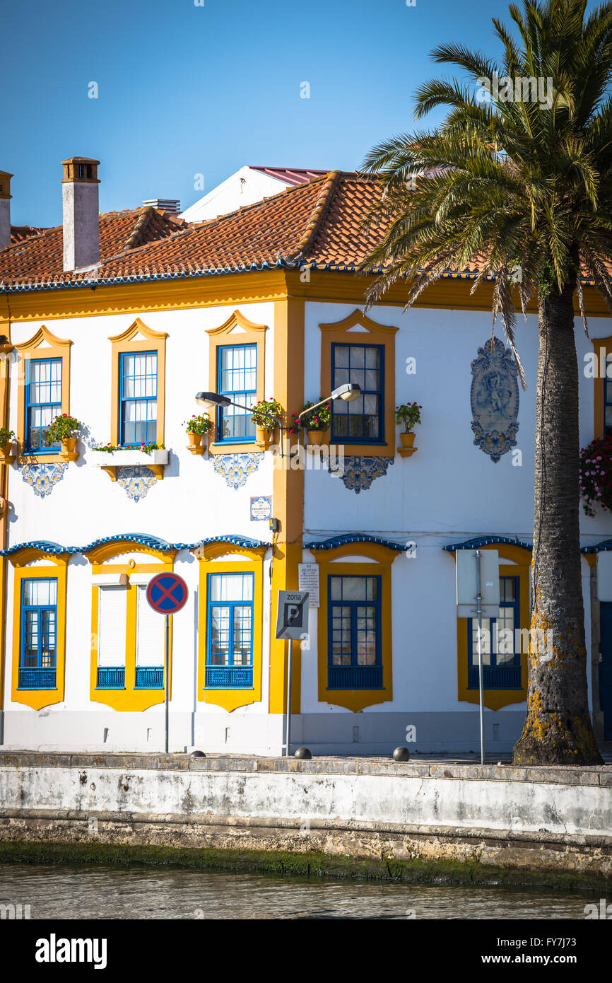 Vieux port aveiro Banque de photographies et d’images à haute ...