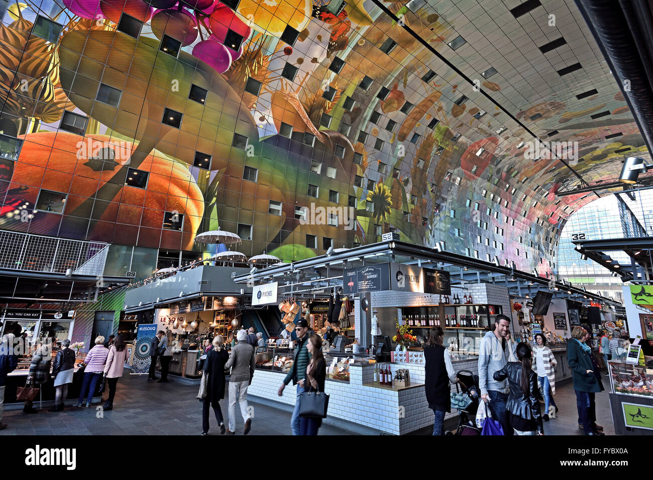Halle du marché de rotterdam Banque de photographies et d’images à ...