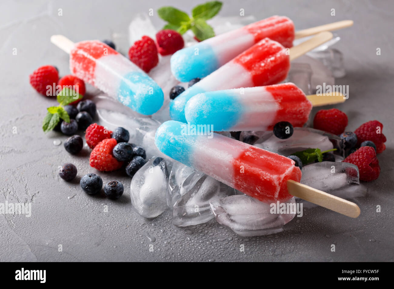 Popsicle bleu blanc rouge Banque de photographies et d’images à haute ...