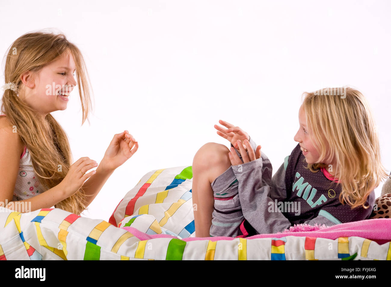 chatouiller les filles Photo Stock - Alamy