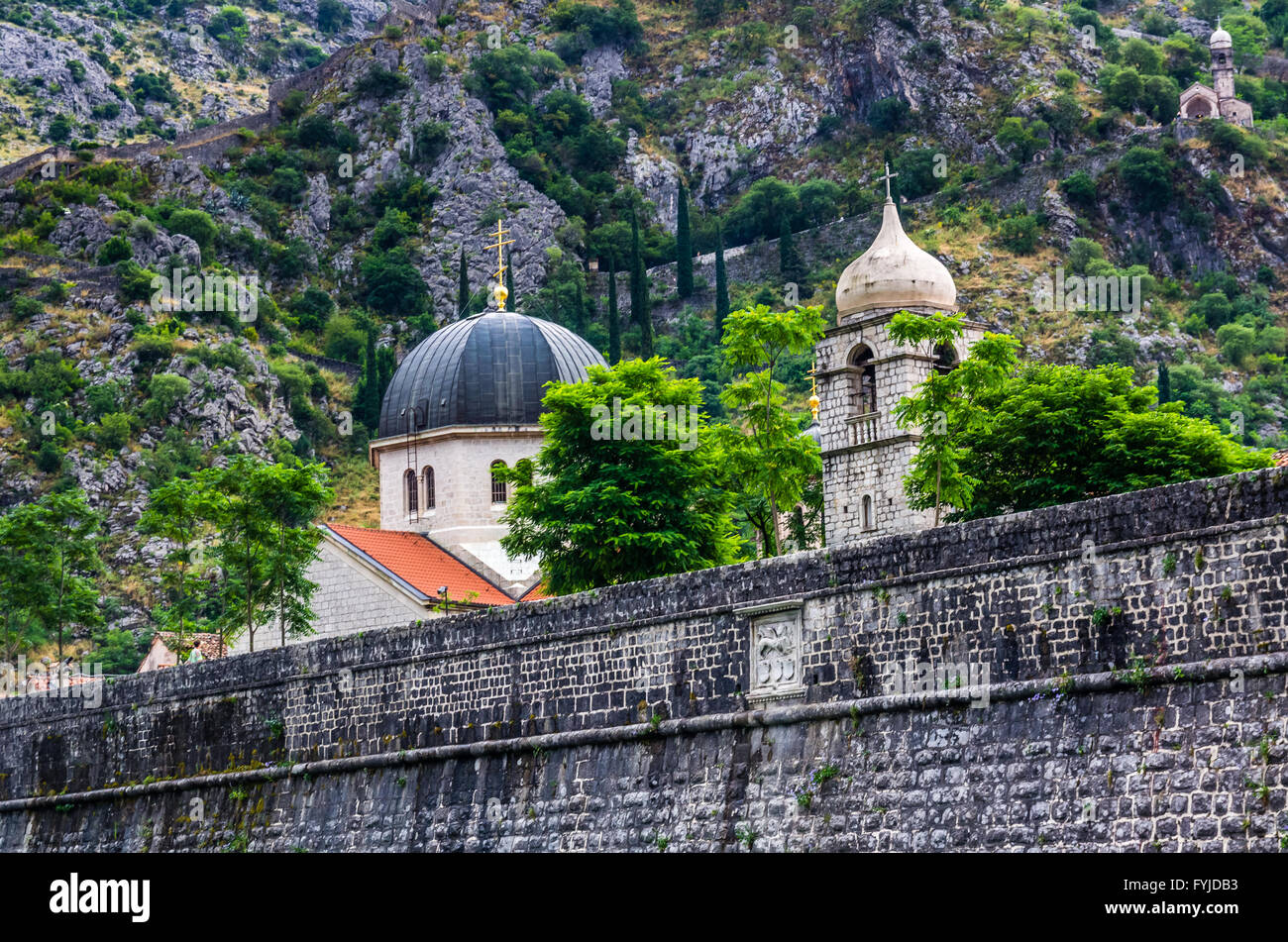 La forteresse de kotor Banque de photographies et d’images à haute ...