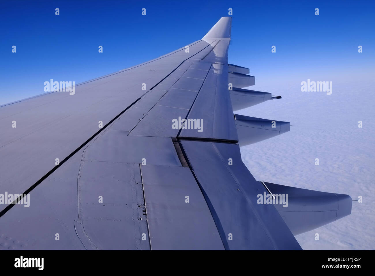 Aircraft wing Banque de photographies et d’images à haute résolution ...