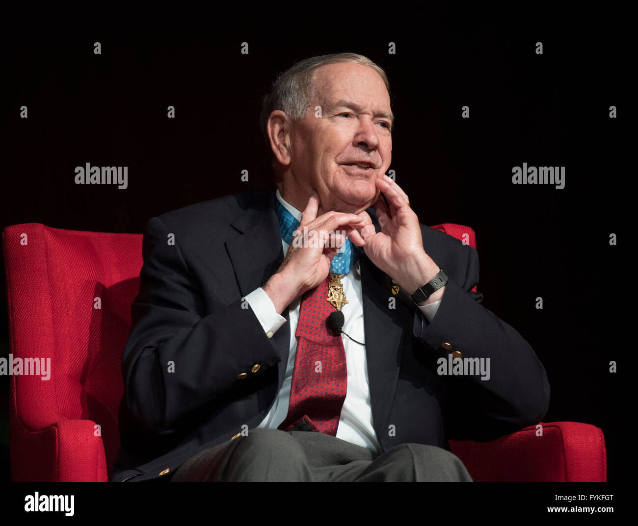 Gagnant de la médaille d'honneur Walter Joseph Marm, lors de la guerre ...
