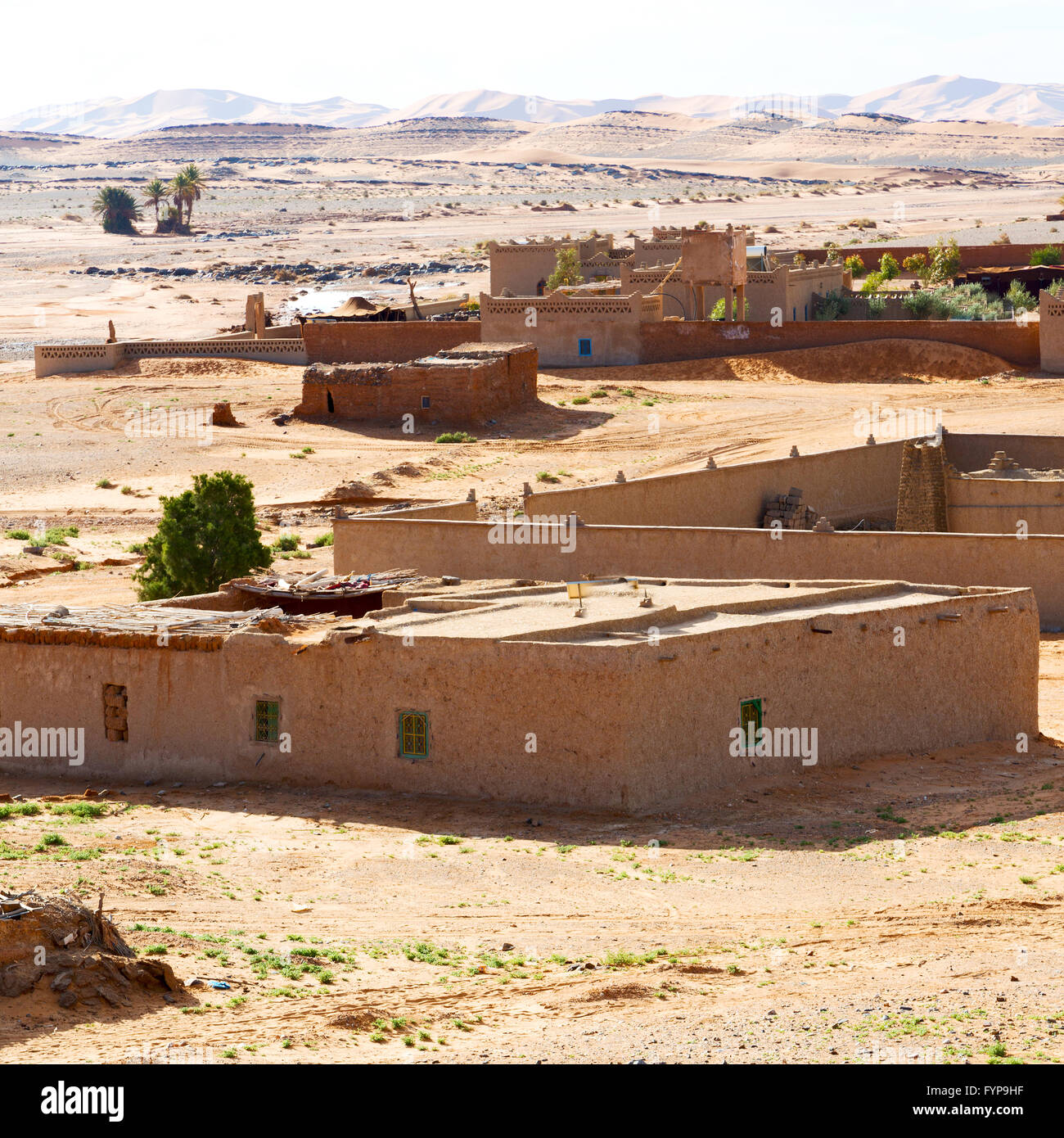 L'Afrique du Sahara au Maroc l'ancien palm village historique et ...