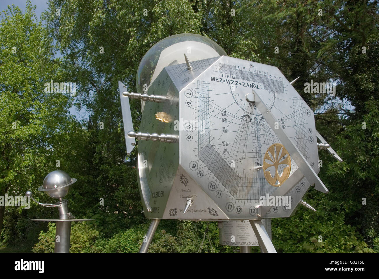 Cadran solaire Banque de photographies et d’images à haute résolution ...