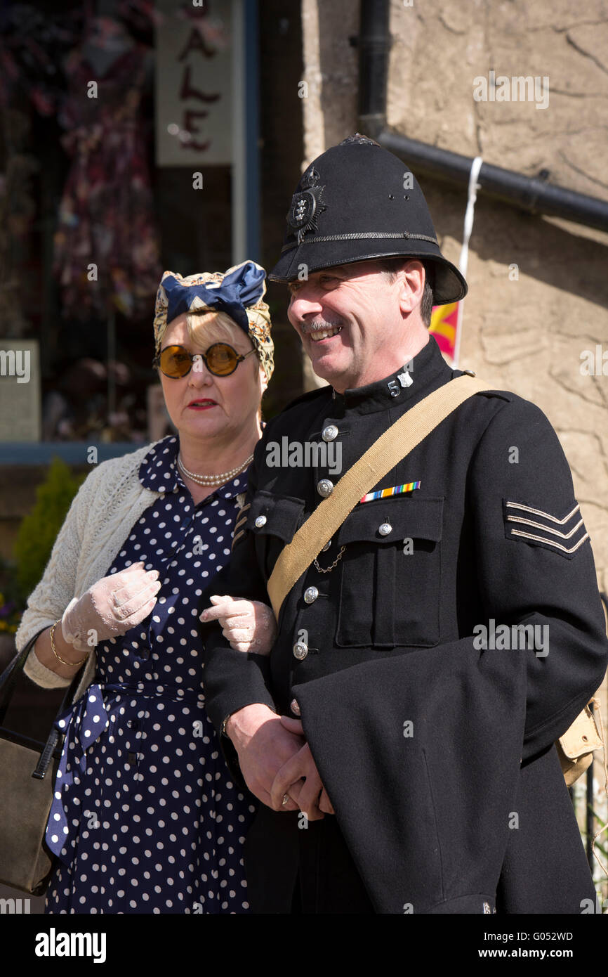 Policier anglais en uniforme Banque de photographies et d’images à ...