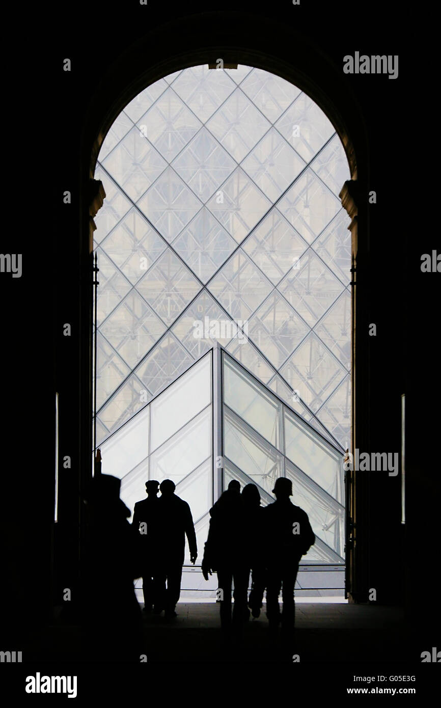 Pyramides De Verre Banque d'image et photos - Alamy