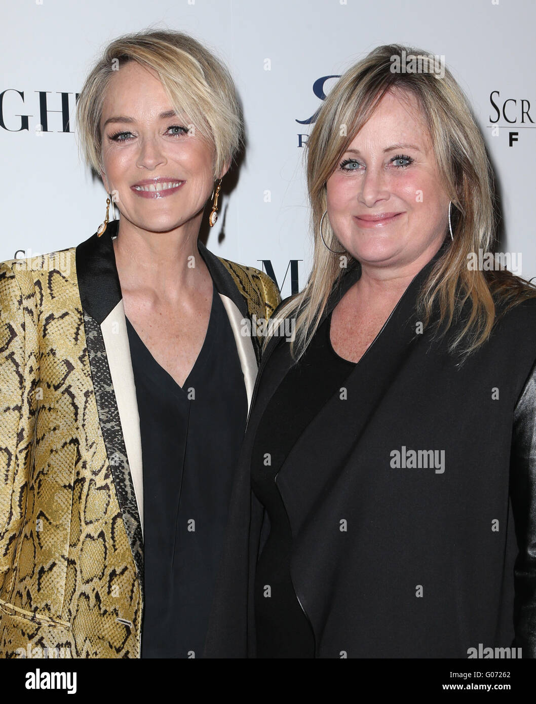 Sharon stone and kelly stone Banque de photographies et d’images à ...