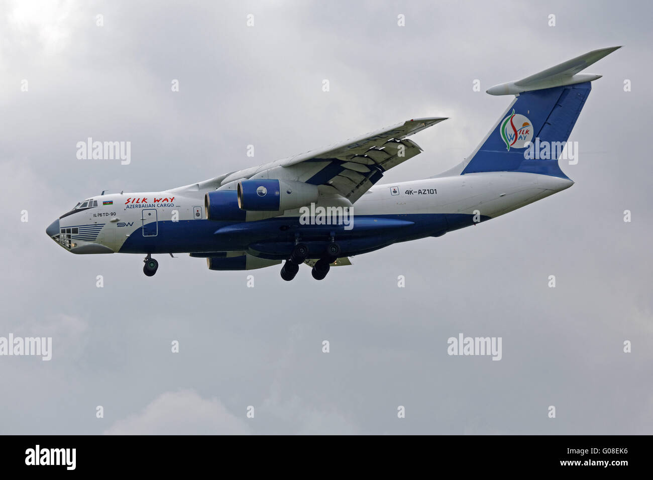 Ilyushin il 76td 90sw Banque de photographies et d’images à haute ...