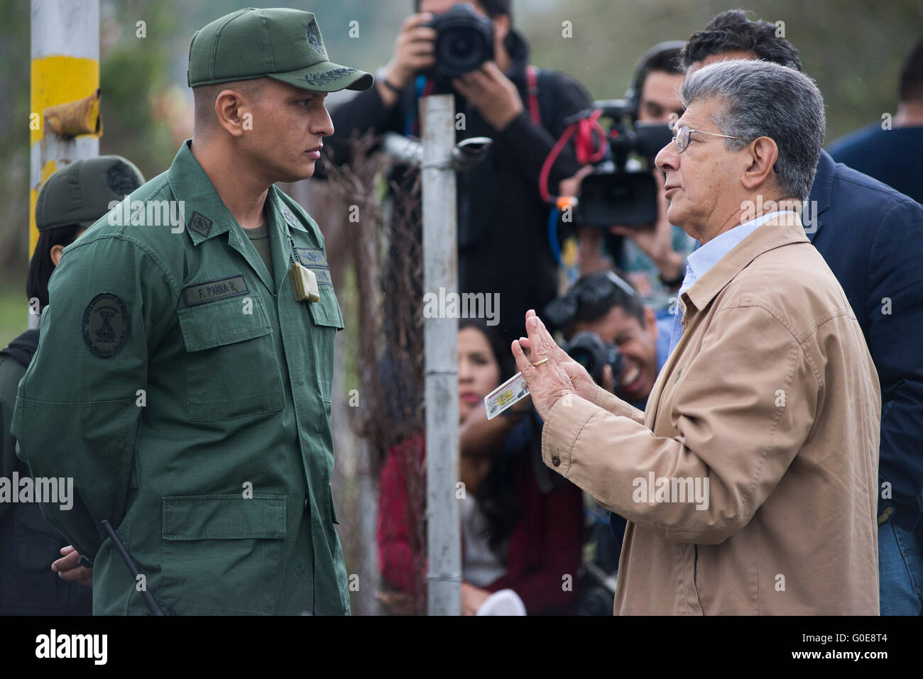 Prison militaire Banque de photographies et d’images à haute résolution ...