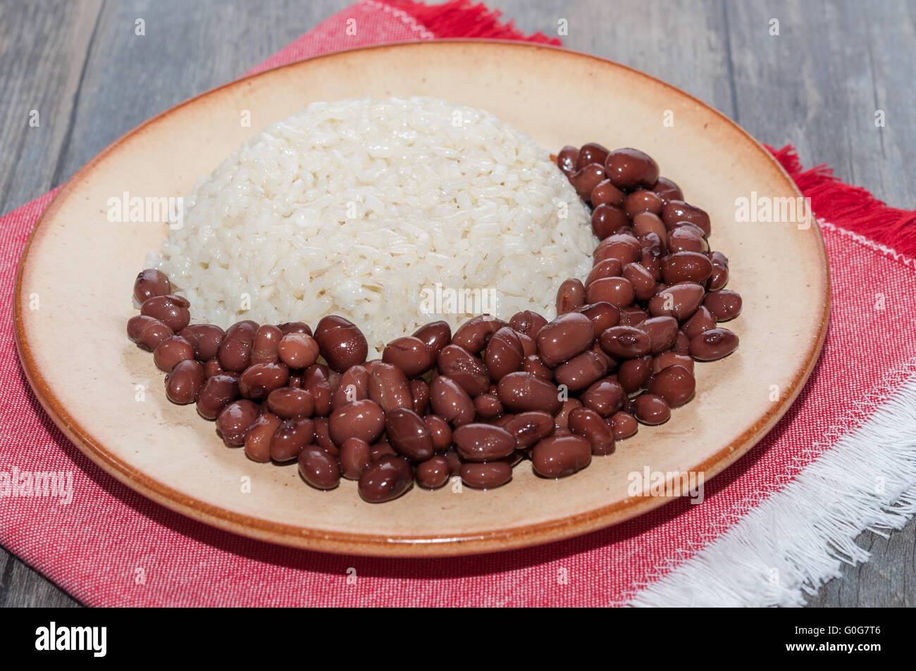 Riz aux haricots rouges Banque de photographies et d’images à haute ...