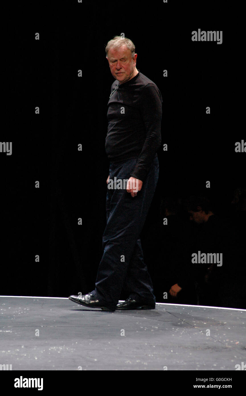 Bertolt brecht portrait Banque de photographies et d’images à haute ...