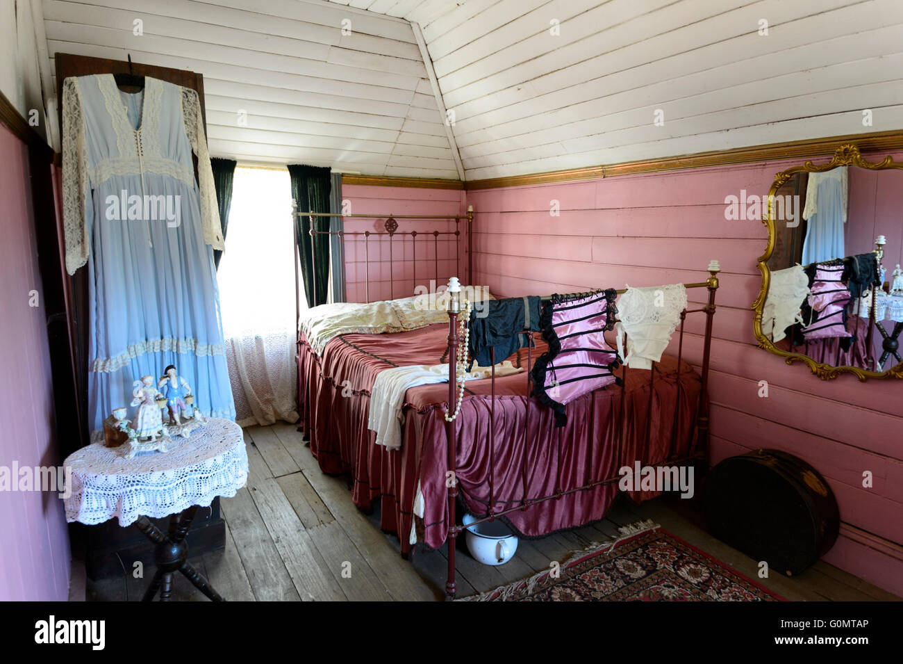 Ancienne chambre d'une maison close de l'époque coloniale, Australiana ...