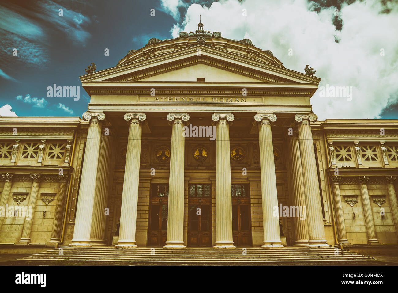 Ateneul roman Banque de photographies et d’images à haute résolution ...