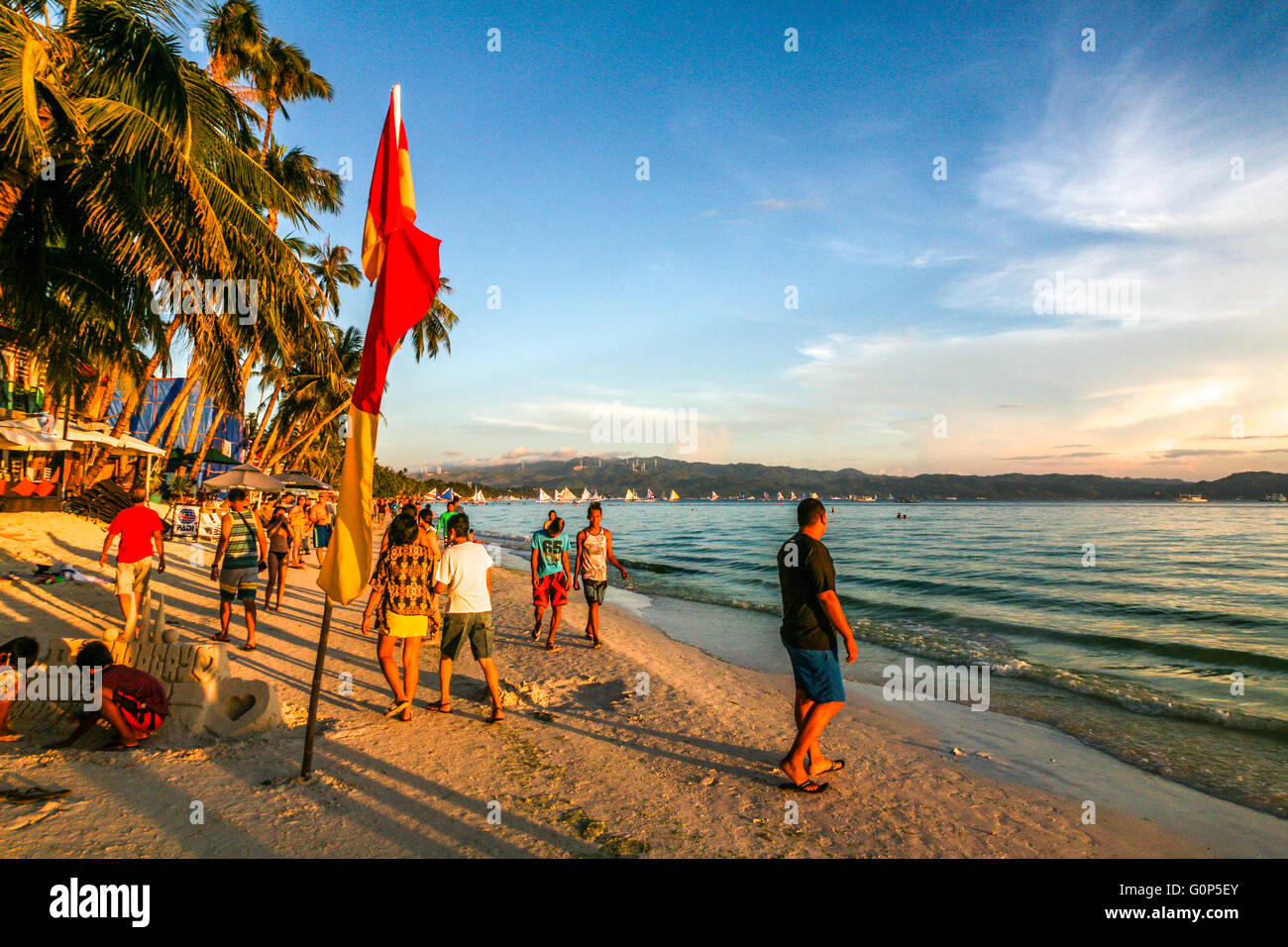 Philippines Boracay White Beach L'une des plus belles plages du monde ...