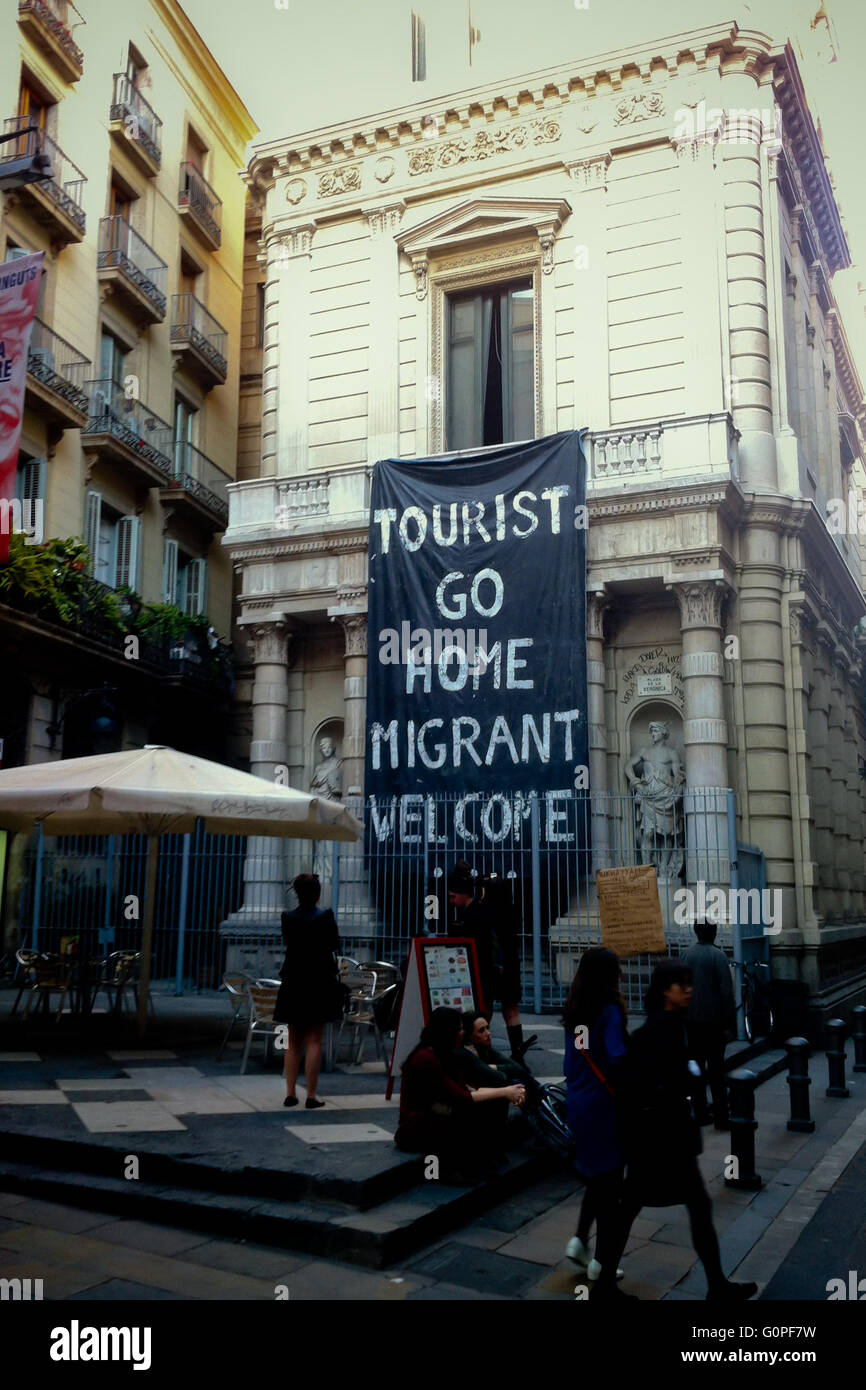 Tourist go home barcelona Banque de photographies et d’images à haute ...