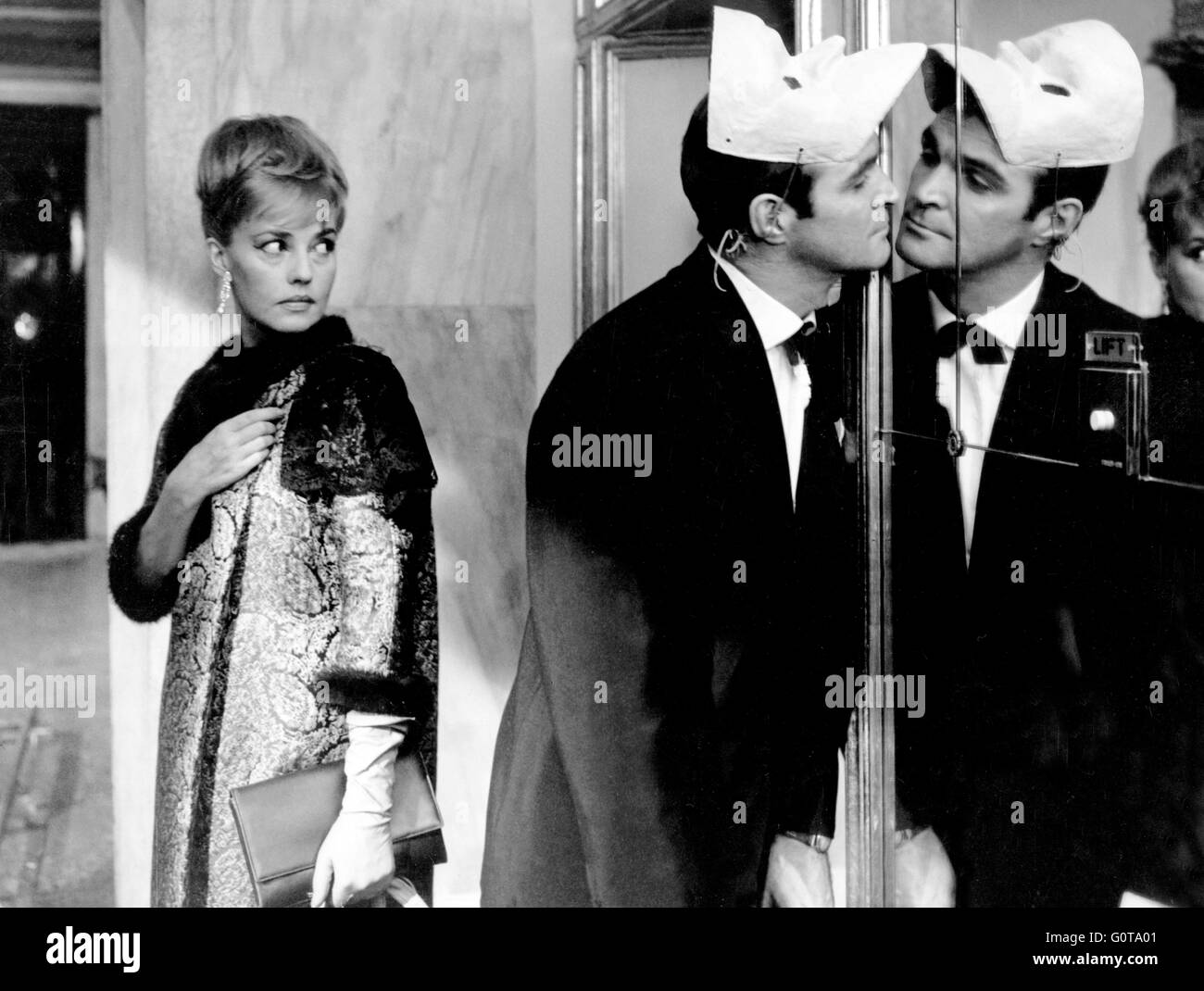 Jeanne Moreau et Stanley Baker / Eva / 1962 réalisé par Joseph Losey ...