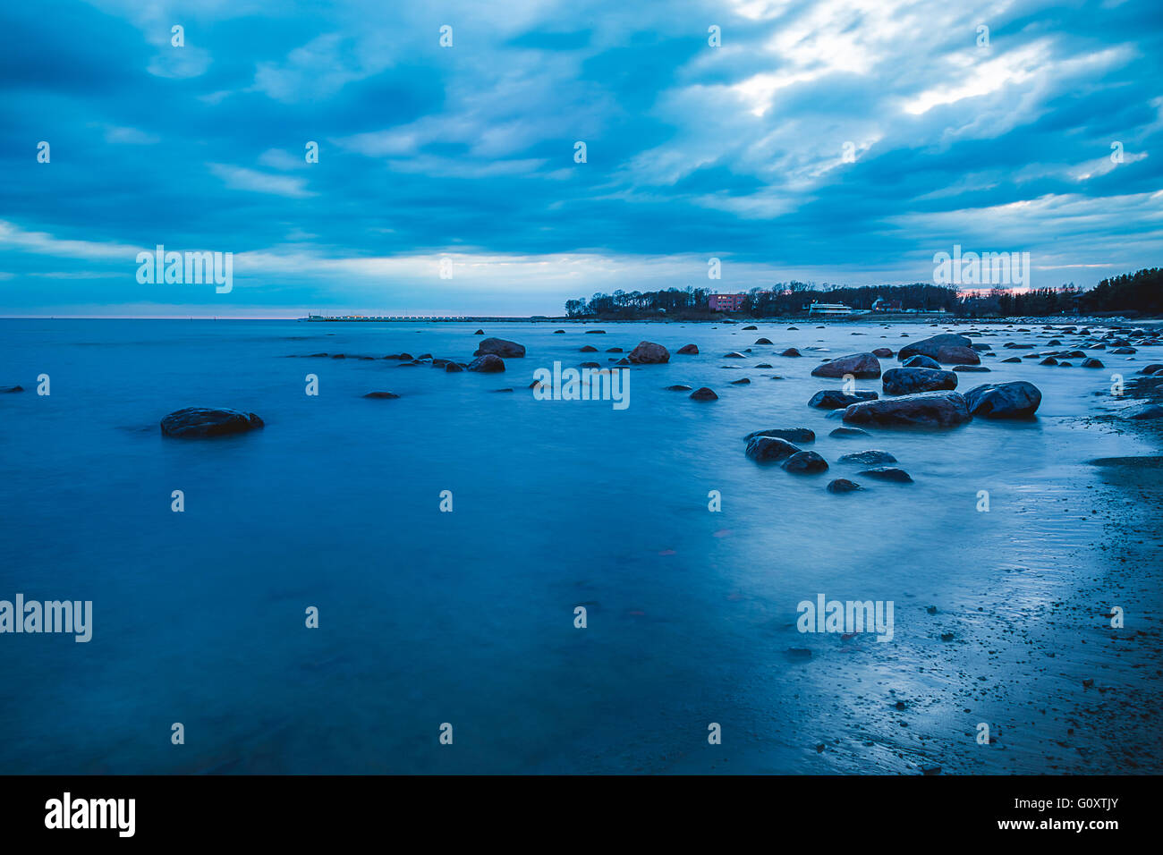 Paysage de bord de mer rocheux Banque de photographies et d’images à ...