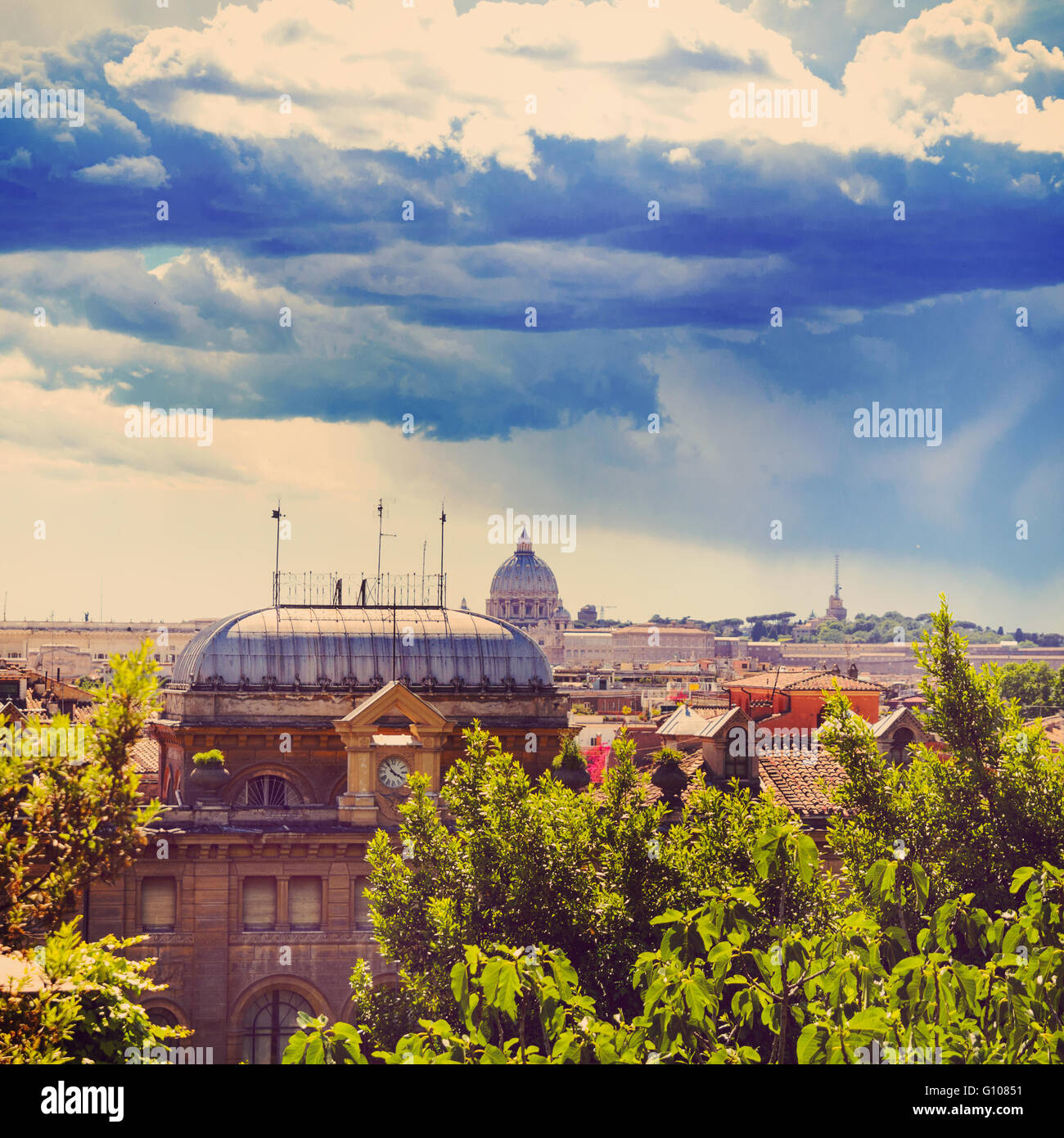 Toits cathédrale saint pierre rome Banque de photographies et d’images ...