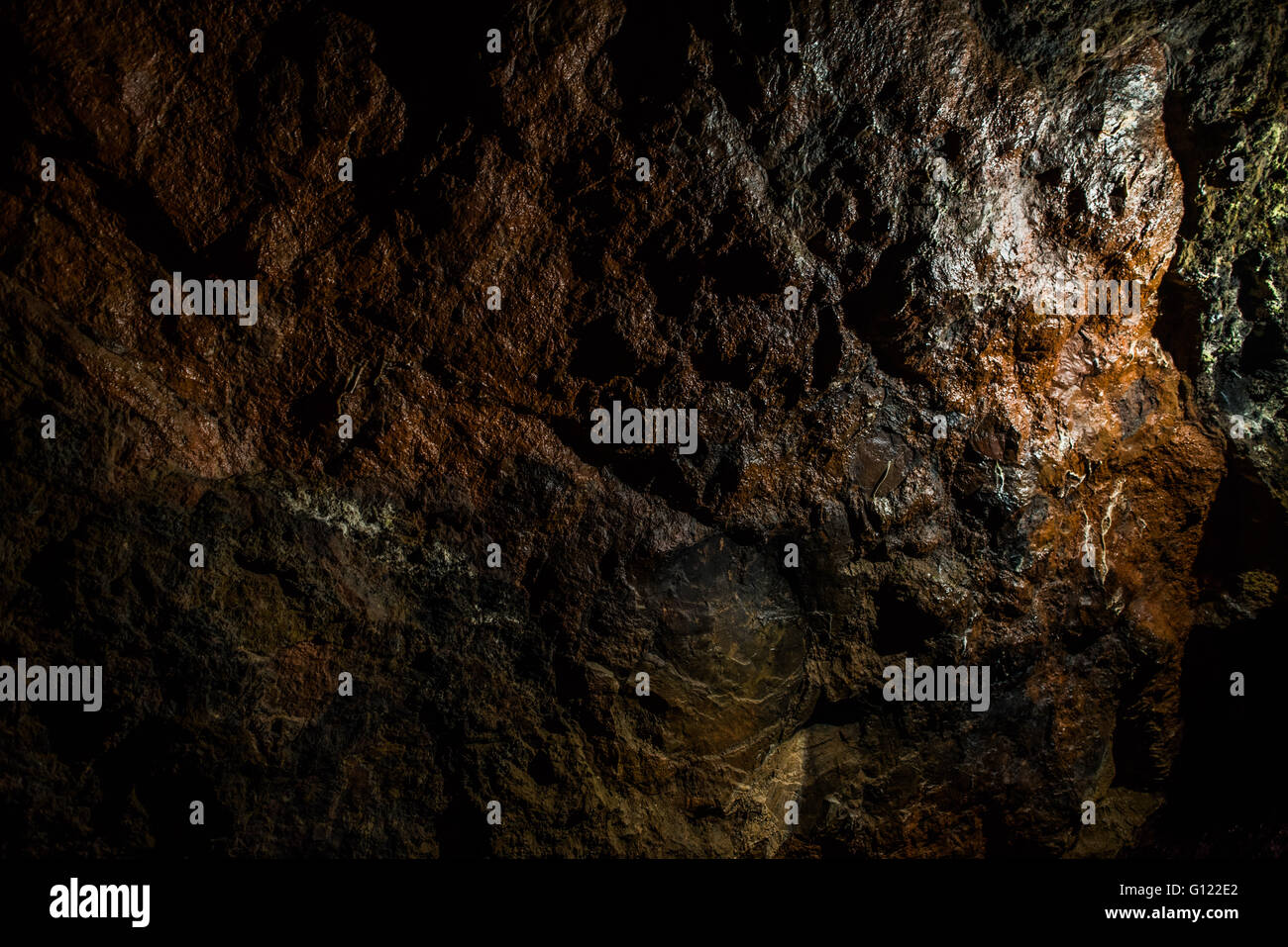 Murs humides Banque de photographies et d’images à haute résolution - Alamy