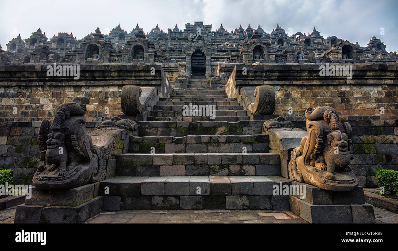 Borobudur temple Banque de photographies et d’images à haute résolution ...