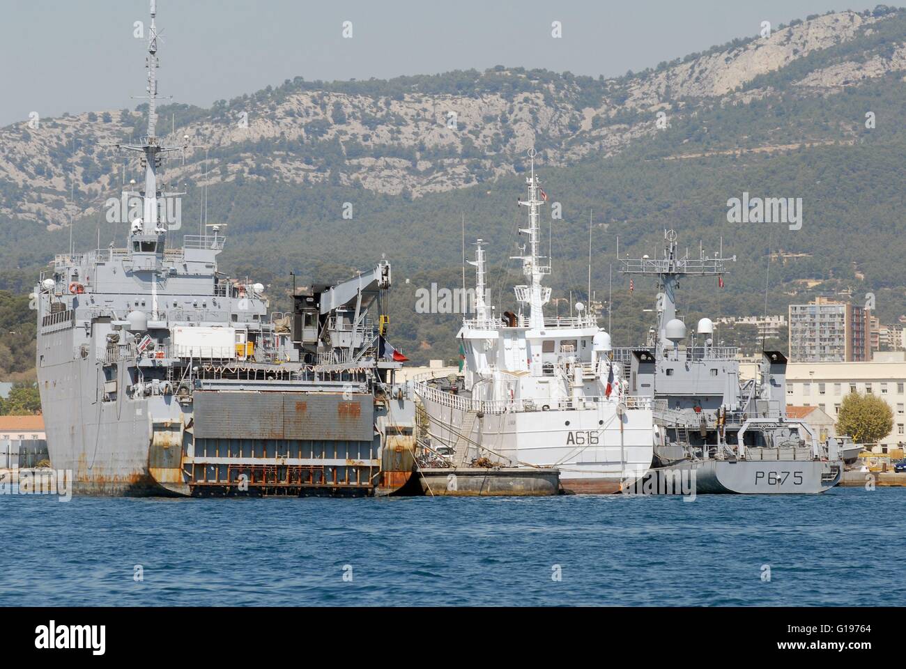 La Marine française, la base navale de Toulon Photo Stock - Alamy