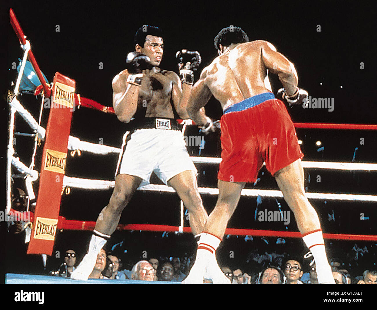 Foreman ali Banque de photographies et d’images à haute résolution - Alamy