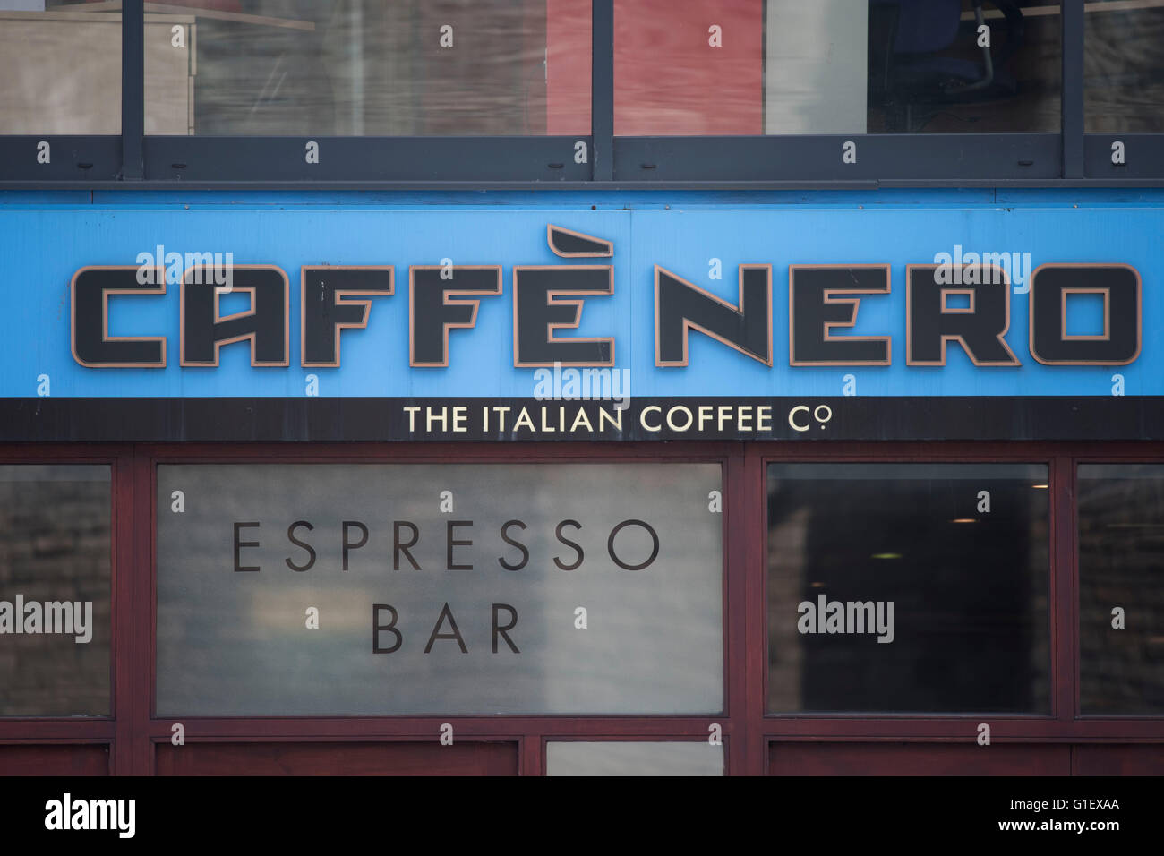Cafe nero coffee shop Banque de photographies et d’images à haute ...