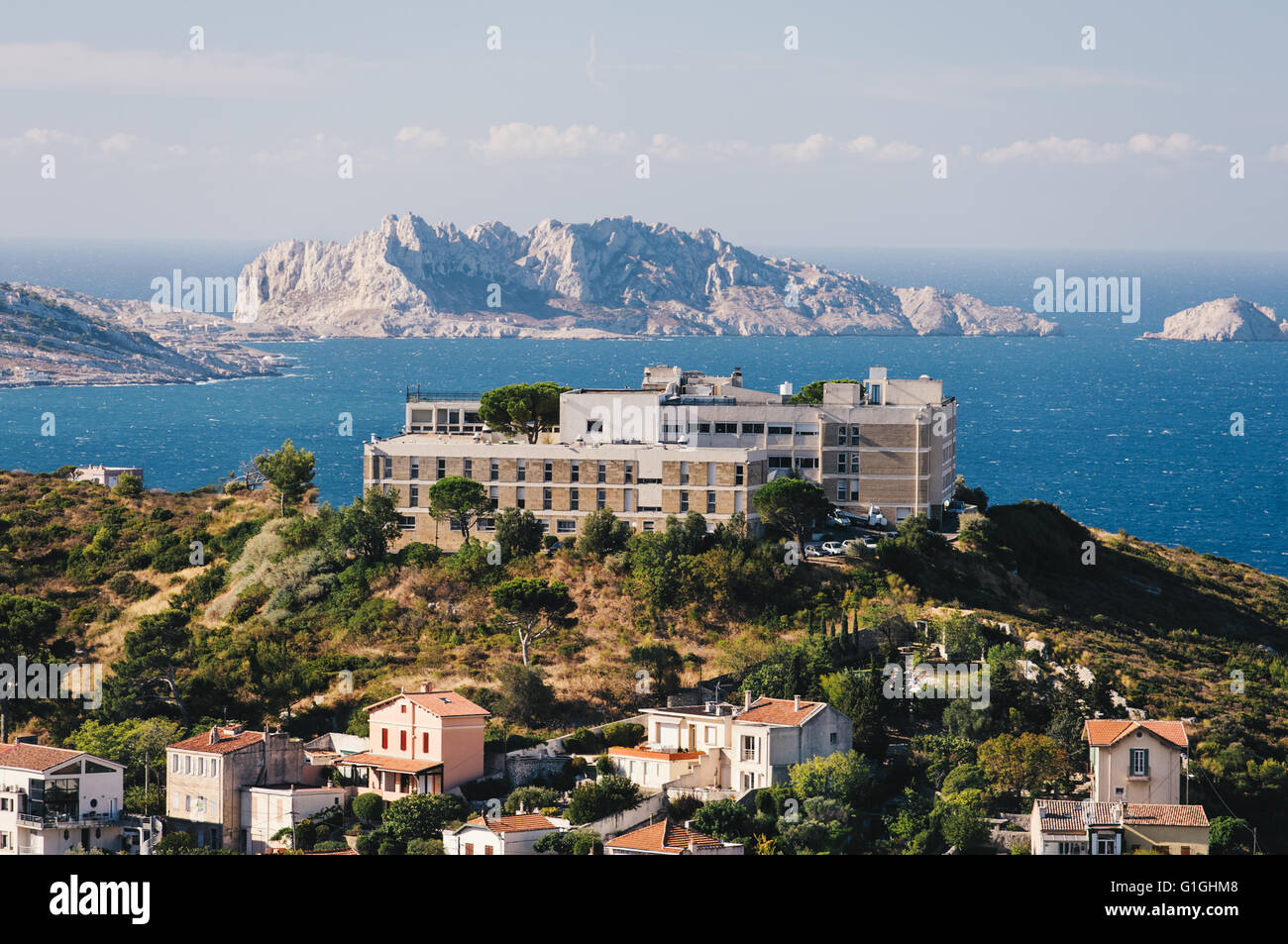 Montagne de la maison Banque de photographies et d’images à haute ...